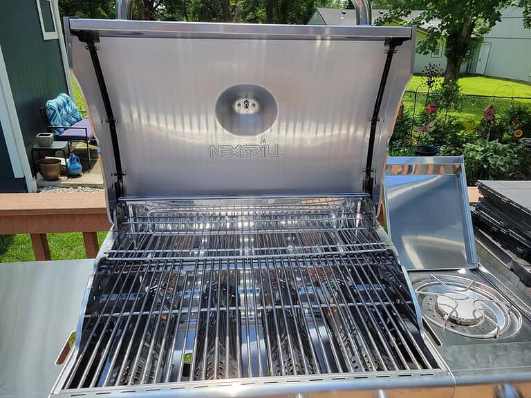 Nexgrill 720-0830X 4-Burner Propane Gas Grill In Stainless Steel With ...