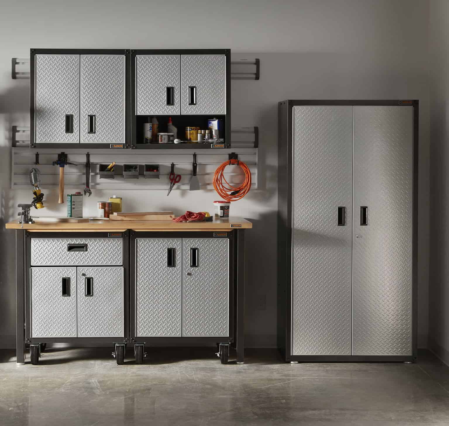 Gladiator Modular 66.5-in L X 38.75-in H Hammered Granite Hardwood Work ...